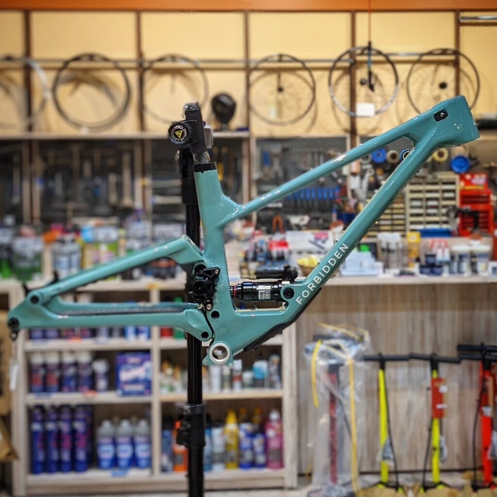 FORBIDDEN BIKE | GOOD OPEN AIRS myX