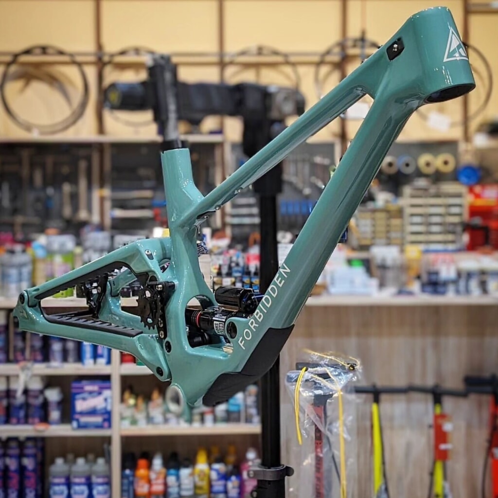 FORBIDDEN BIKE | GOOD OPEN AIRS myX